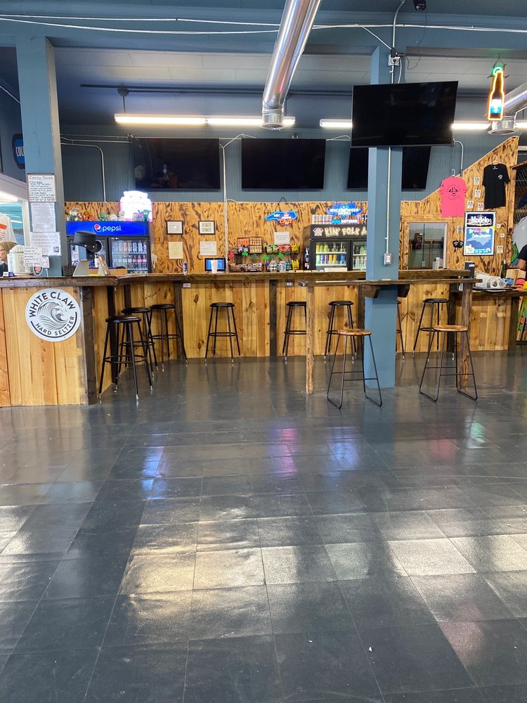 KIN’FOLK AXE THROWING - Updated October 2025 - 206 S Poindexter St ...