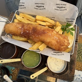THE MAYFAIR CHIPPY - Updated September 2024 - 932 Photos & 564 Reviews ...