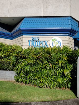 BLUE TROPIX BAR & GRILL - Updated October 2024 - 382 Photos & 187 ...