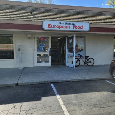 EUROPEAN FOOD - Updated October 2025 - 52 Photos & 42 Reviews - 2211 ...