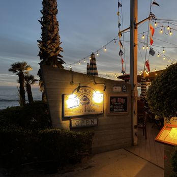 BOATHOUSE AT HENDRY’S BEACH - Updated May 2025 - 4920 Photos & 3575 ...