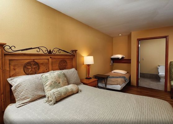 RUBY RANCH LODGE - Updated July 2025 - 52 Photos - 292 W Bartlett Dr ...