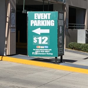 GEICO GARAGE - Updated December 2025 - 18 Photos & 28 Reviews - 400 W ...