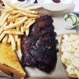 TRAX BBQ McCordsville, IN - Updated November 2024 - 244 Photos & 273 ...