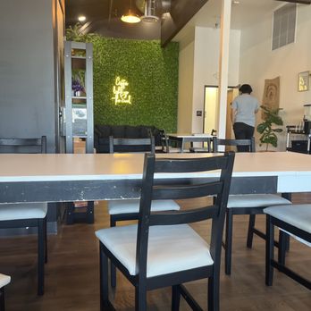 THE GARDENS CAFE - Updated August 2024 - 55 Photos & 32 Reviews - 151 N ...