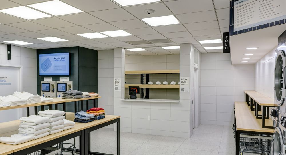 LAUNDRY HOUSE - LAUNDROMAT - Updated December 2025 - 53 Photos & 14 ...