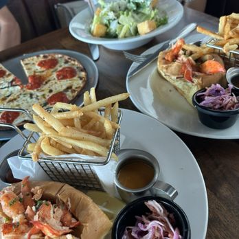 3 WESTERLY BAR & GRILL - Updated January 2026 - 645 Photos & 793 ...