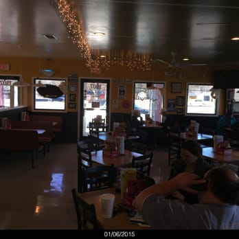 FIELDHOUSE BBQ - Updated July 2025 - 33 Photos & 47 Reviews - 1907 S ...