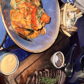 WET RESTAURANT & LOUNGE - Updated January 2026 - 252 Photos & 120 ...