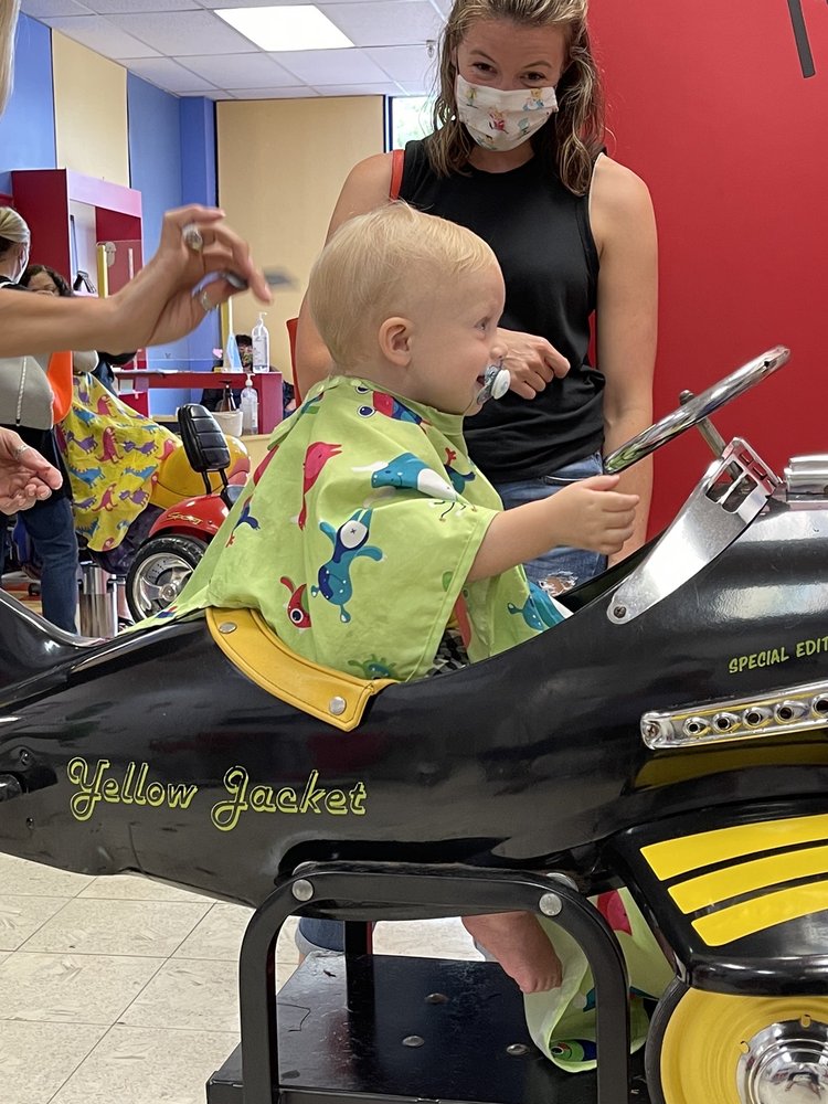 KIDS KUTS - Updated June 2025 - 19 Photos & 31 Reviews - 400 S State Rd ...