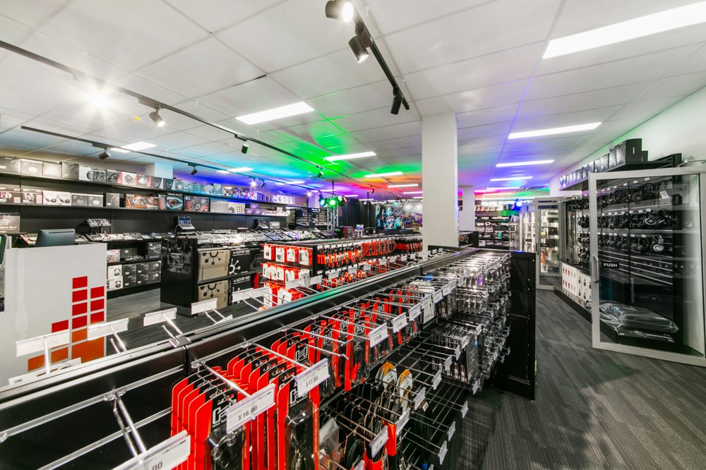 STORE DJ - Updated July 2025 - 2/108 Botany Rd, Alexandria New South ...