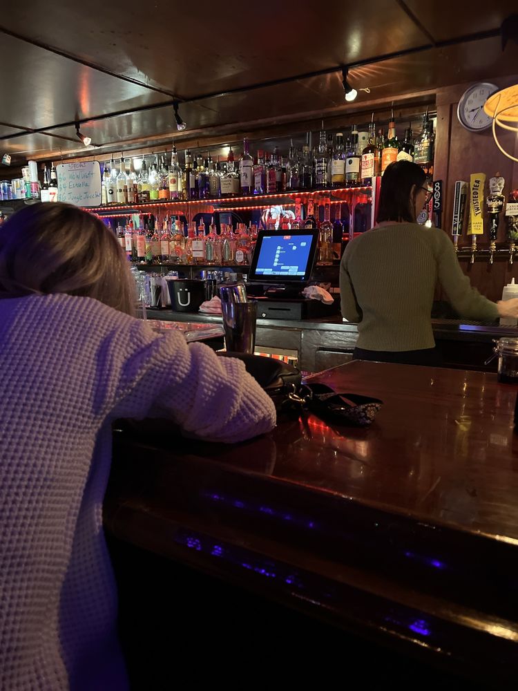 MONTE VISTA COCKTAIL LOUNGE - Updated December 2025 - 78 Photos & 171 ...