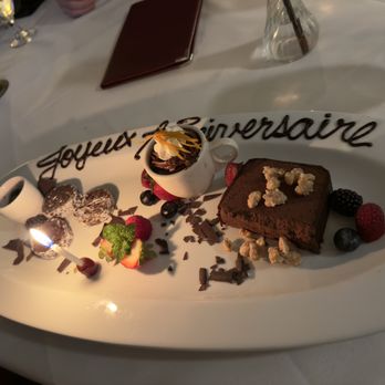 CHEZ NOUS - Updated October 2025 - 295 Photos & 233 Reviews - 217 S Ave ...