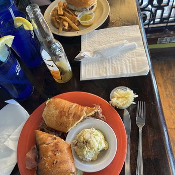 PURPLE PARROT GRILL - Updated July 2025 - 451 Photos & 605 Reviews ...