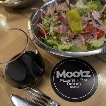 MOOTZ PIZZERIA + BAR - Updated December 2025 - 728 Photos & 712 Reviews ...