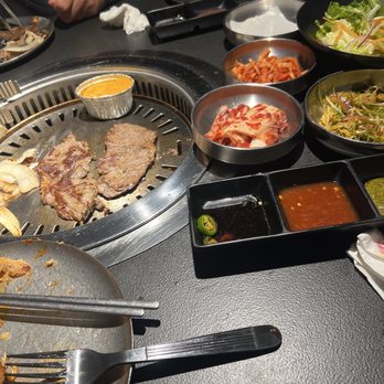 MOOHAN KOREAN BBQ - Updated April 2025 - 813 Photos & 672 Reviews ...
