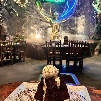 RAINFOREST CAFE - Updated December 2025 - 358 Photos & 341 Reviews ...