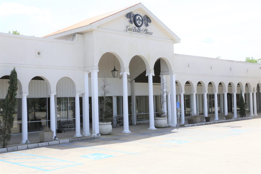 LA BELLE PLACE RECEPTION & CONFERENCE CENTER - Updated January 2025 ...