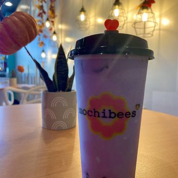 MOCHIBEES DONUT CAFE - Updated March 2025 - 74 Photos & 25 Reviews ...