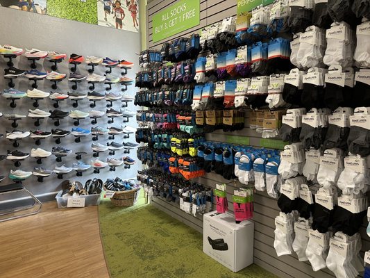 TRACK SHACK - Updated December 2025 - 70 Photos & 182 Reviews - 1104 N ...