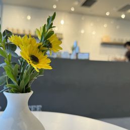 RE COFFEE - Updated July 2025 - 928 Photos & 513 Reviews - 9225 Reseda ...