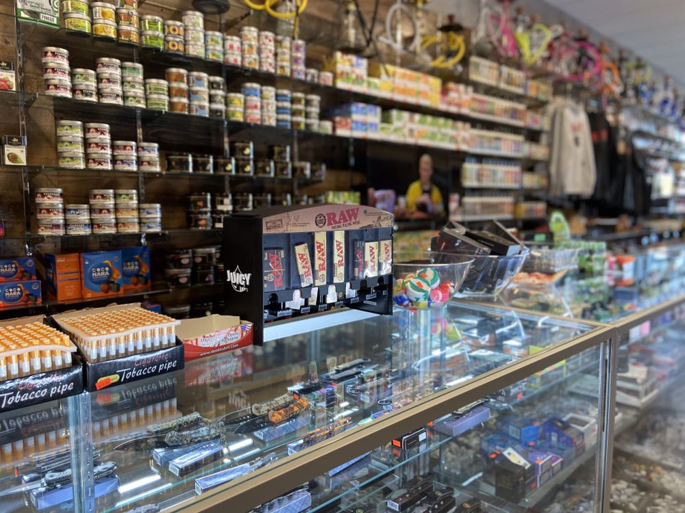 VAPE EMPORIUM - 941 Carmans Rd, Massapequa, New York - Vape Shops ...