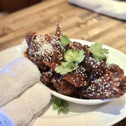 AU CHEVAL - Updated June 2025 - 2750 Photos & 1228 Reviews - 33 ...