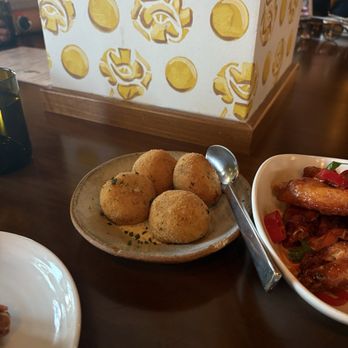 HAZIE’S - Updated March 2026 - 794 Photos & 338 Reviews - 501 Hayes St ...