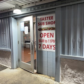 TASTEE SUB SHOP - Updated January 2025 - 232 Photos & 528 Reviews - 267 ...