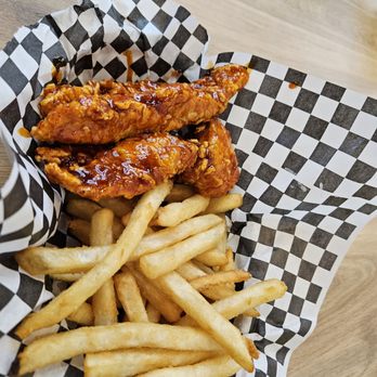 KIRI KIRI KOREAN FRIED CHICKEN - Updated November 2025 - 93 Photos & 48 ...