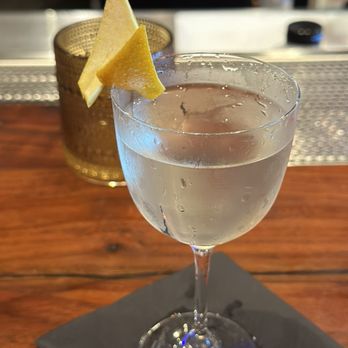 THE TUCK ROOM - Updated January 2026 - 613 Photos & 349 Reviews - 11 ...