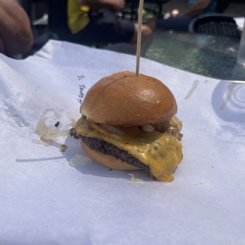 OMG BURGERS & BREW - Updated April 2025 - 292 Photos & 357 Reviews ...