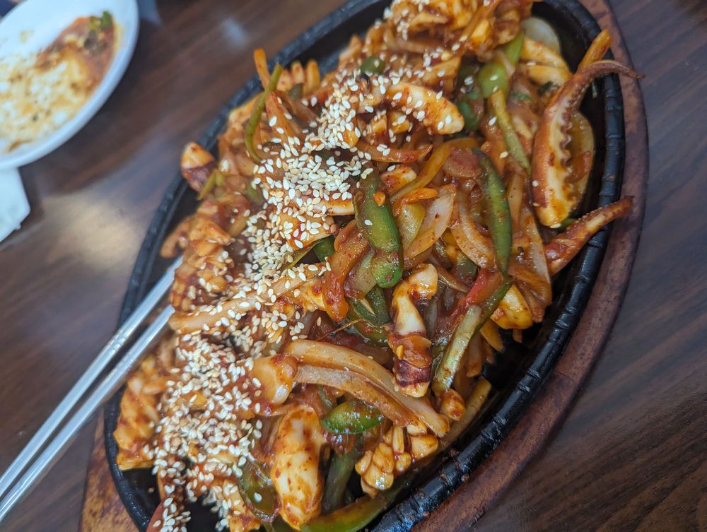 ASIAN EXPRESS - Updated December 2025 - 108 Photos & 111 Reviews - 2594 ...