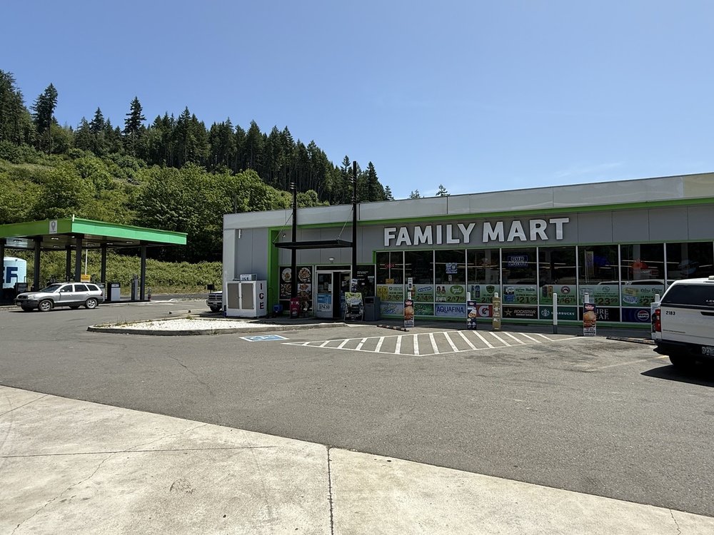 FAMILY MART - CURTIN - Updated October 2025 - 16 Photos - 464 Bear ...