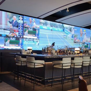 TEN HANDS SOCIAL BAR & EATERY - 121 Photos & 15 Reviews - 241 W ...