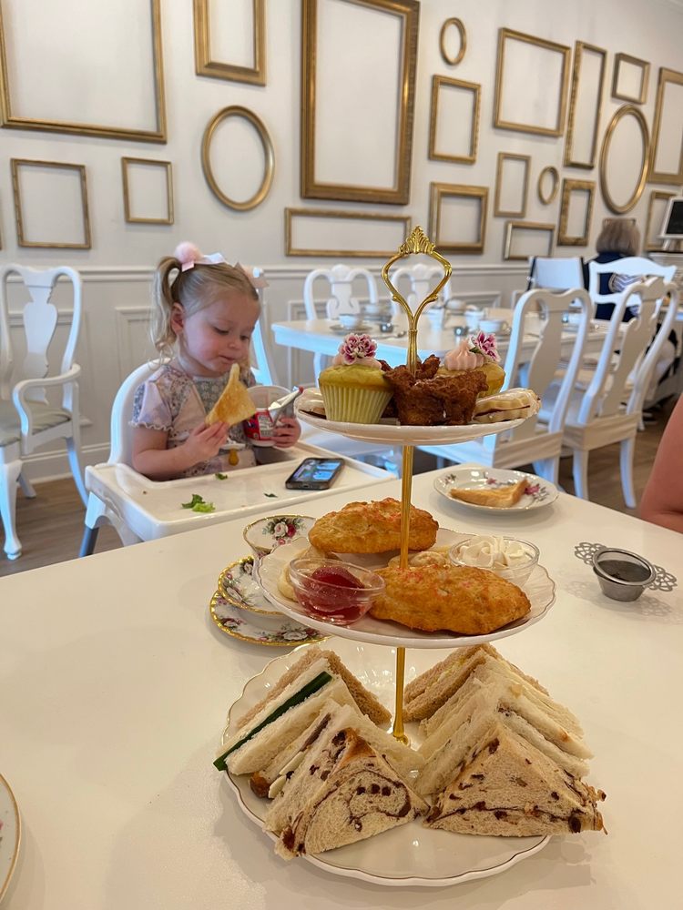 WEE FANCY TEA - Updated June 2024 - 44 Photos - 890 Peoples Plz, Newark ...