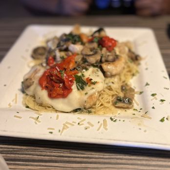 CRISTO’S NY STYLE PIZZA - 193 Photos & 192 Reviews - 1302 E Millbrook ...