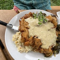 THE CURIOUS PIG - Updated December 2025 - 230 Photos & 290 Reviews ...