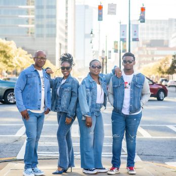 WHITE HOUSE CUSTOM COLOUR - Updated January 2026 - 22 Photos & 44 ...