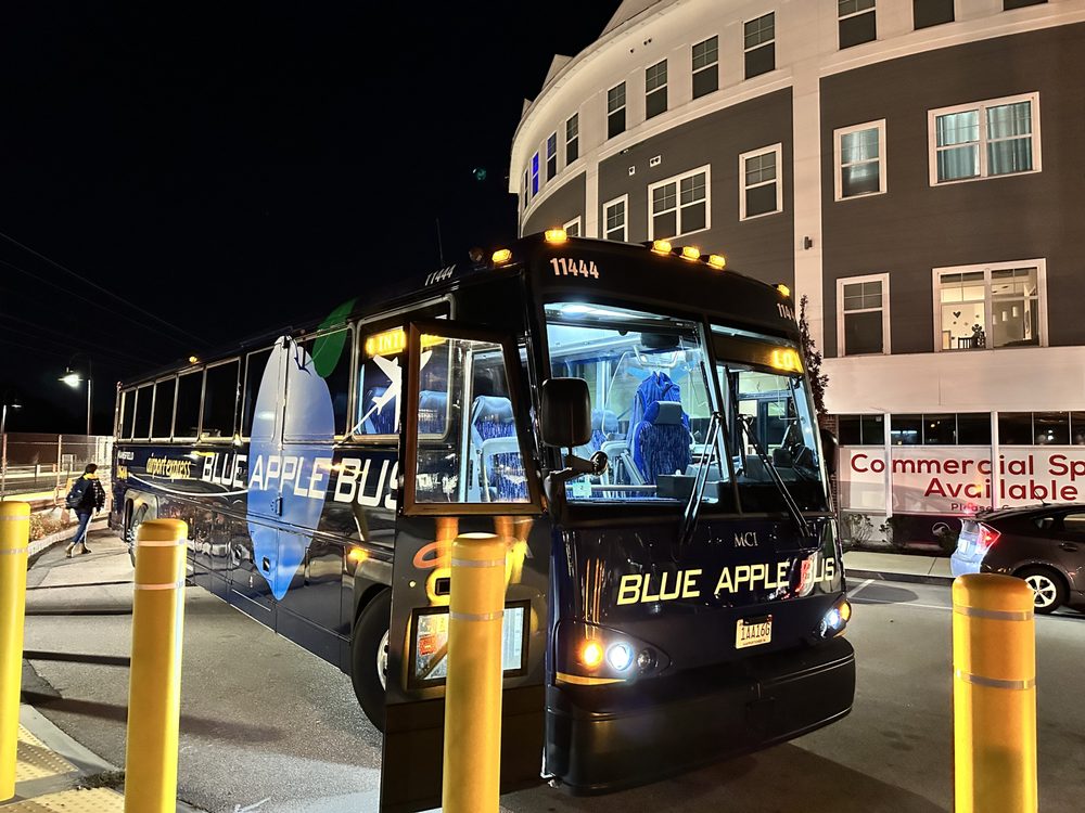 BLUE APPLE BUS COMPANY - Updated November 2025 - 439 High Street ...