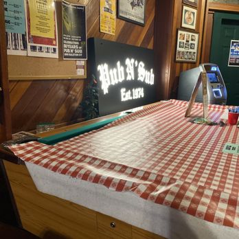 PUB N’ SUB - Updated July 2025 - 234 Photos & 281 Reviews - 1000 ...