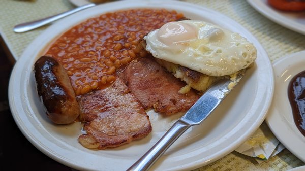 REGENCY CAFÉ - Updated August 2025 - 540 Photos & 526 Reviews - 17-19 ...