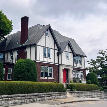 BLUFF VIEW INN - Updated November 2025 - 52 Photos & 20 Reviews - 411 E ...