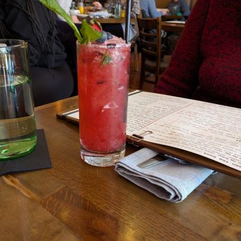 FM EATERY - Updated January 2026 - 151 Photos & 111 Reviews - 217 Main ...