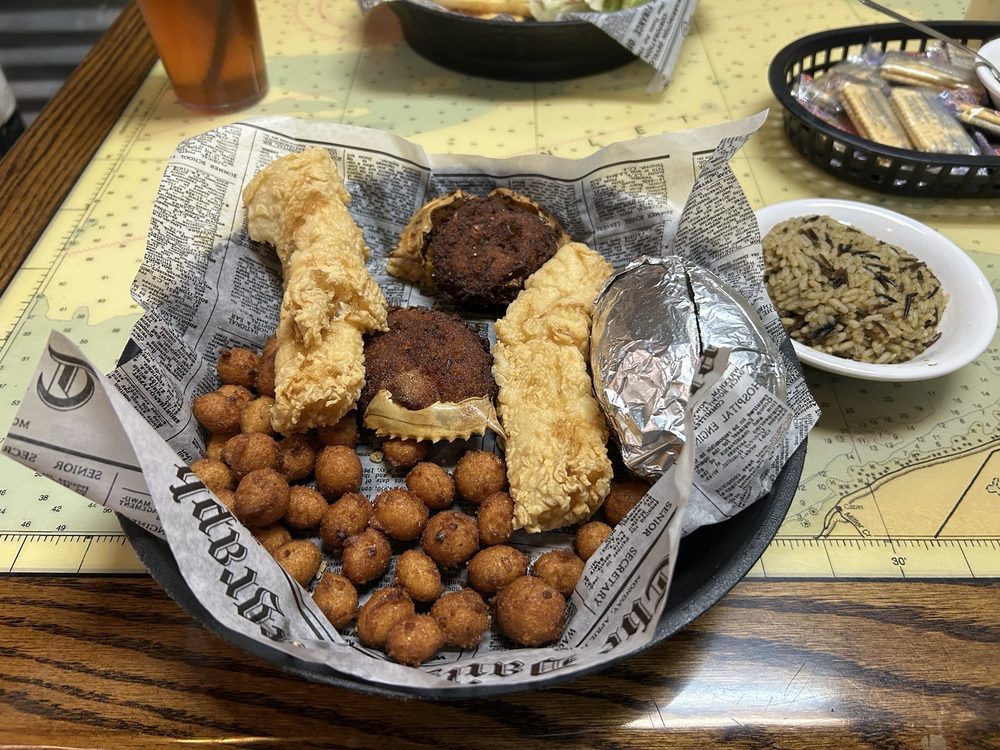 FISHTALES - Updated January 2026 - 24 Photos & 27 Reviews - 696 Highway ...