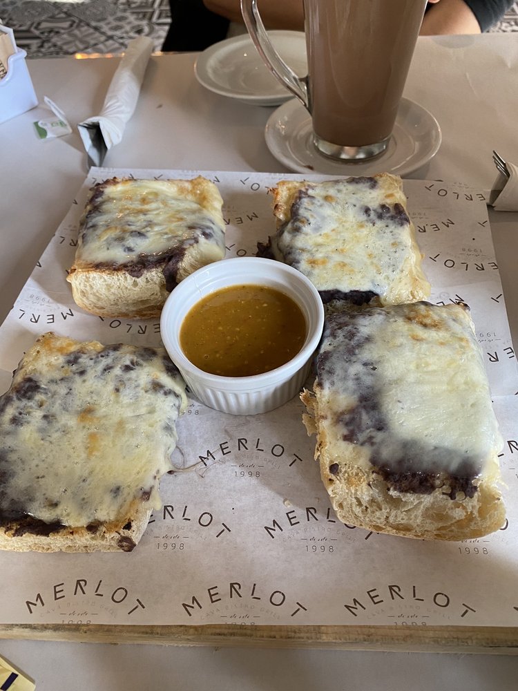 MERLOT BISTRO - Updated August 2024 - 76 Photos & 26 Reviews - Av ...