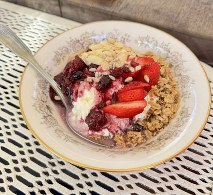 EMILY’S GARDEN - Updated November 2025 - 307 Photos & 160 Reviews - 327 ...