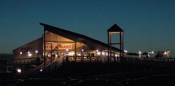 PARLEE BEACH RESTAURANT - Updated August 2024 - 17 Photos - 221Parlee ...