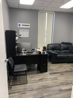 INSUREMAX - Updated October 2025 - 10 Photos - 7667 W 95th St, Hickory ...