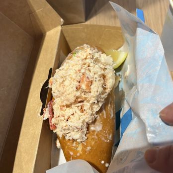 BLUE CLAW LOBSTER SHACK - Updated August 2024 - 40 Photos & 13 Reviews ...